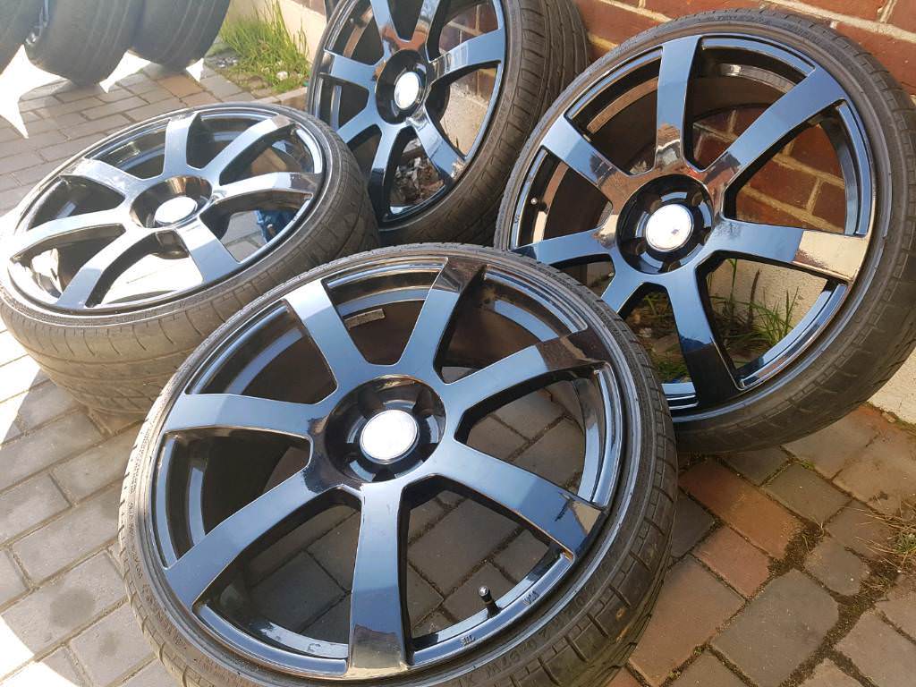 20 inch Gloss Black 5x112 Alloy wheels with new low profile tyres Merc ...