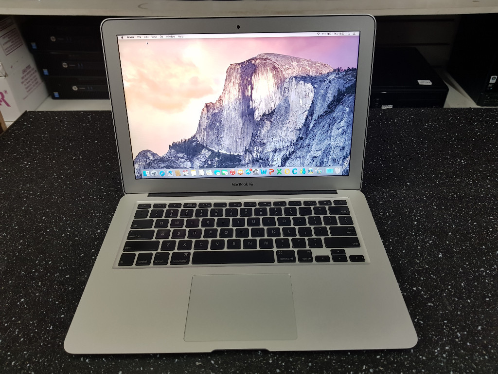 MacBook Air A1369 Intel Core 2 Duo 1.8 GHz 2GB Ram 120GB HDD 13.3-inch ...