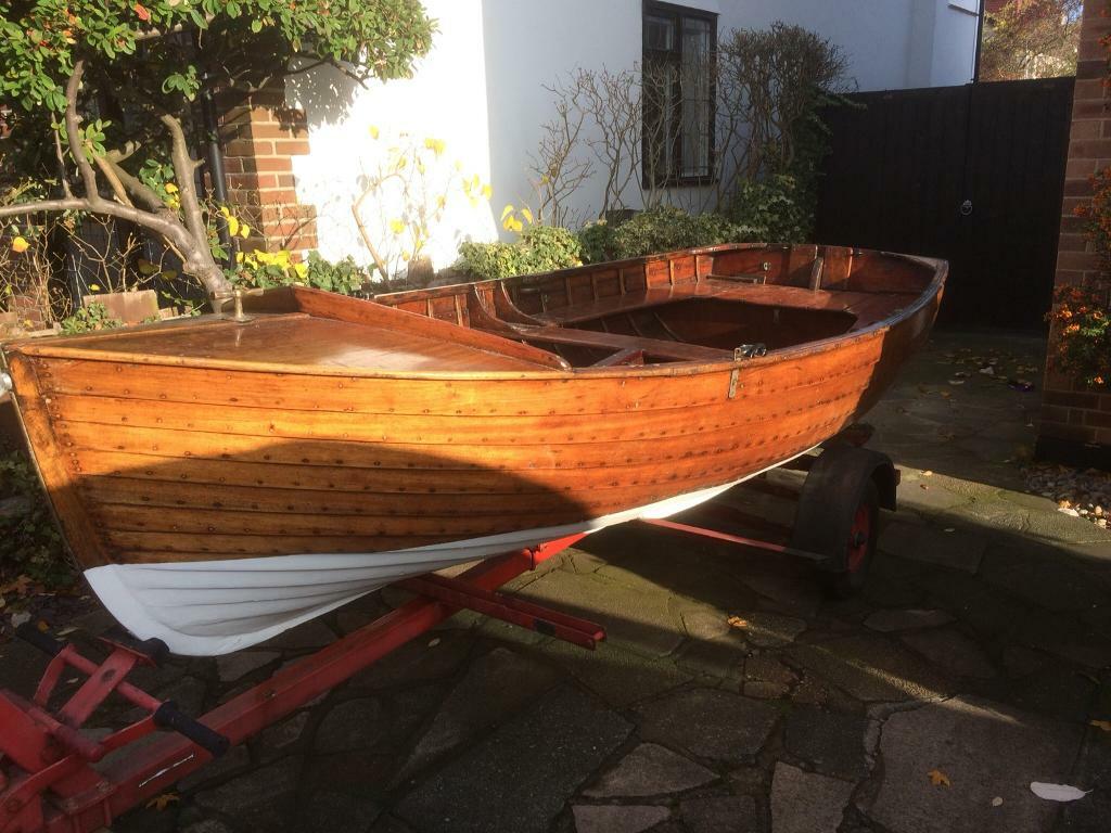 Walker Tideway mahogany and oak Clinker built wooden sailing Dinghy ...