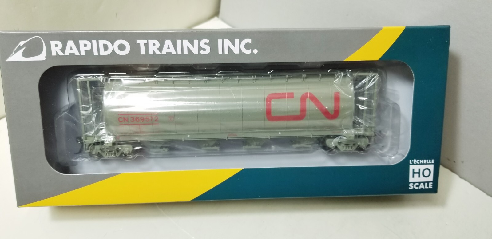 Canadian National RR Wet Noodle NSC 3800 CU FT Hopper 369572 Canadian National RR Wet Noodle NSC 3800 CU FT Hopper 369572