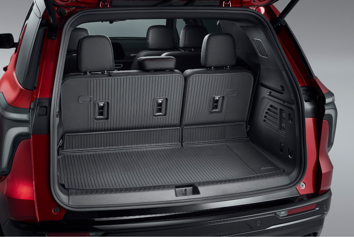 2024 Traverse Cargo Area Floor Mat Black Premium All Weather Bowtie Logo Rear