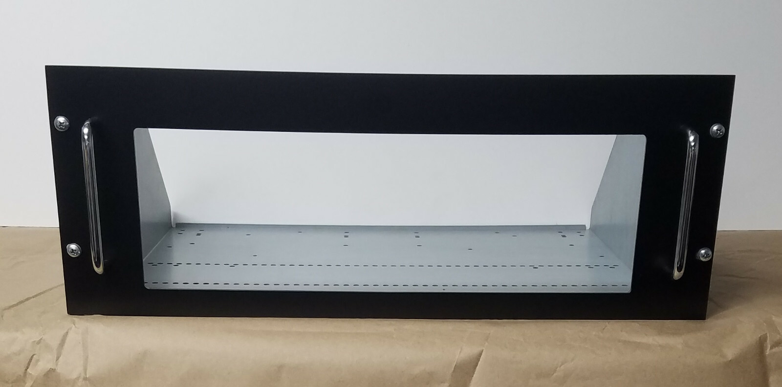 Купить RACK MOUNT YAESU 3000 FT 950 1200 Options (Кони) заказать с доставкой лот № 382588699962