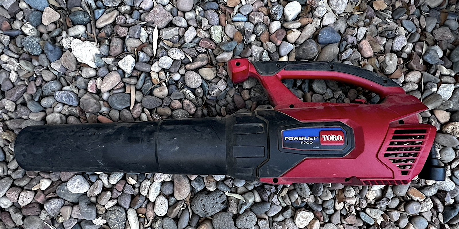 Why You Should Dry Your Car With a Leaf Blower