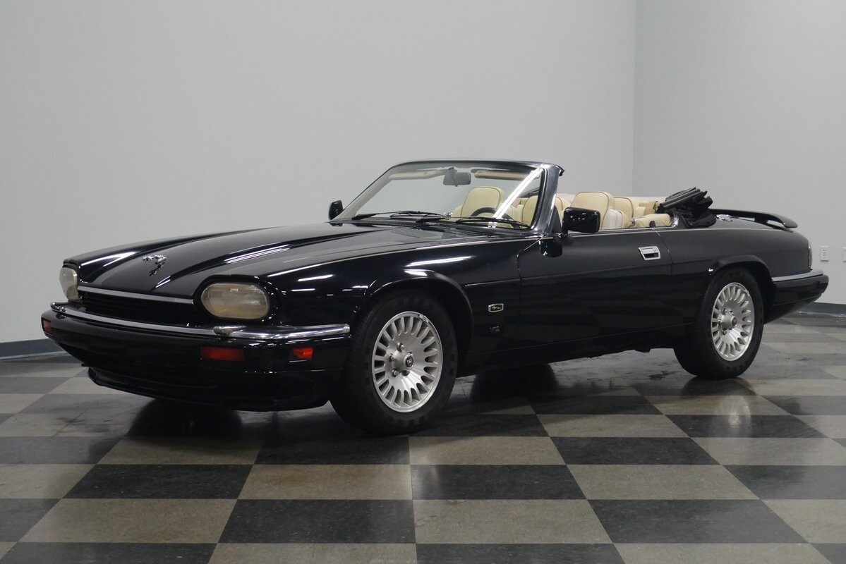 Drop Top Convertible V12 Jag - Used Jaguar Xjs for sale in La Vergne ...