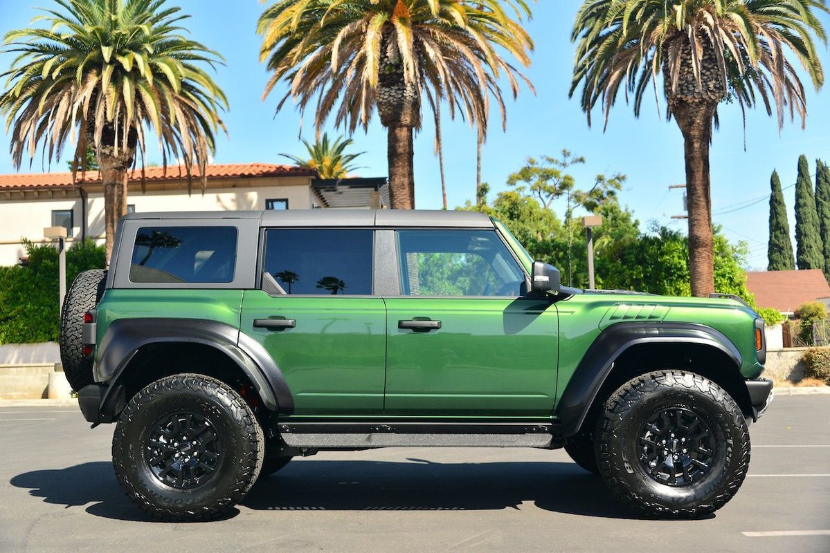 2022 Ford Bronco Raptor 57 Miles Eruption Green Metallic Suv 3.0l ...