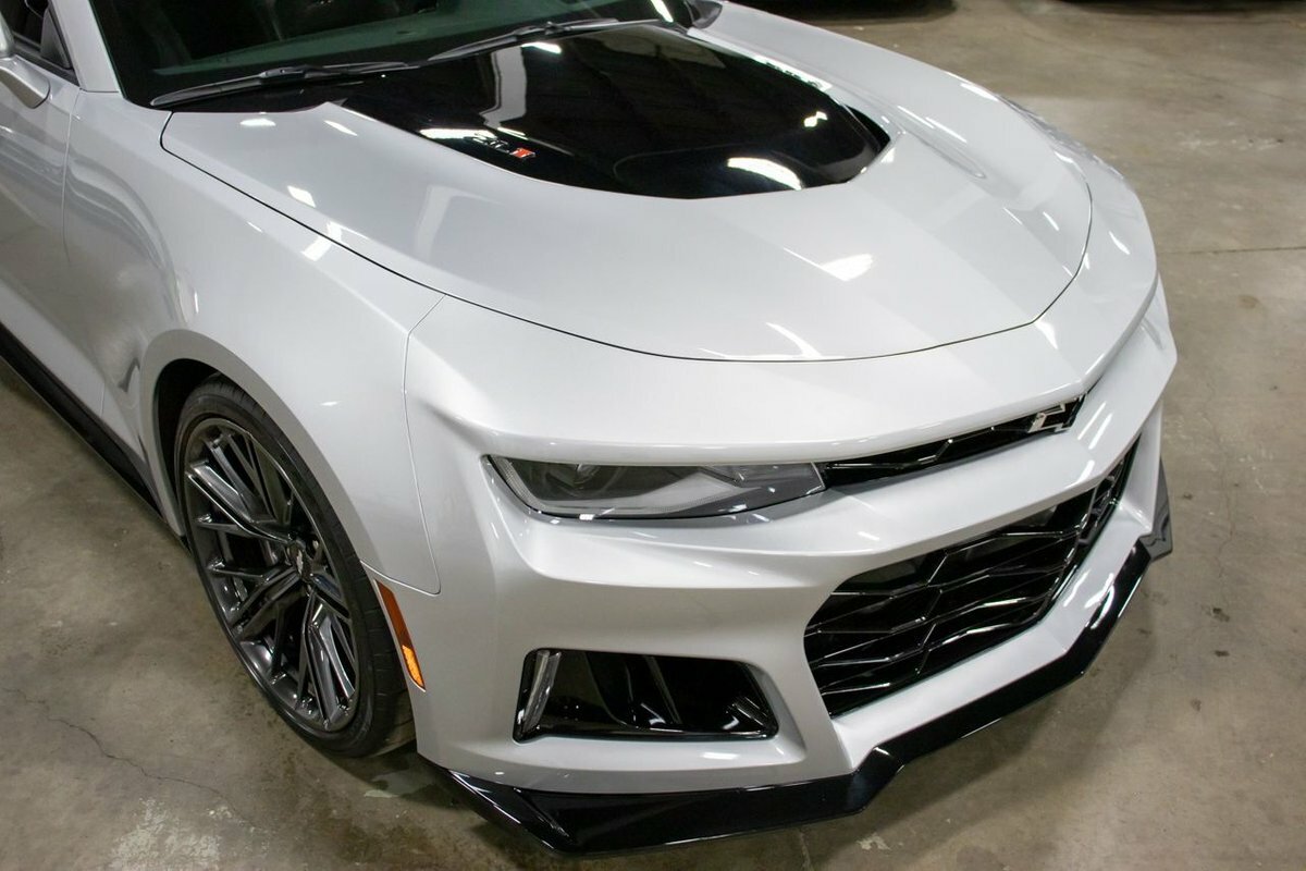 2018 Chevrolet Camaro Zl1 5011 Miles Silver 6.2l V8 Supercharged ...