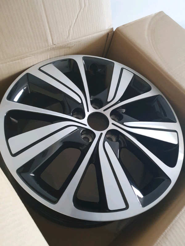 Peugeot Citroen DS ALLOY WHEEL 17inch | in Newham, London | Gumtree