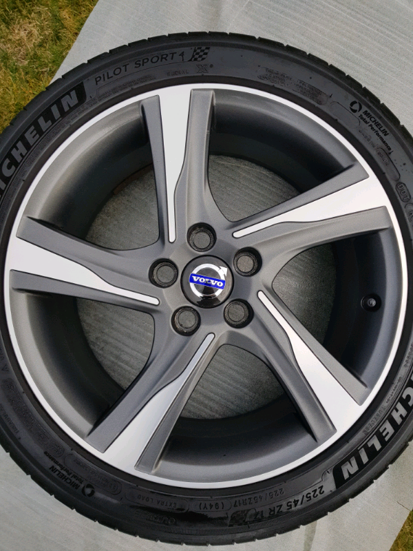 Genuine Volvo 17" R-Design Alloy Wheel | in Peterculter, Aberdeen | Gumtree