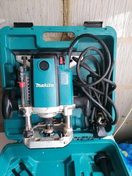 Makita Routers for sale in UK | 51 used Makita Routers
