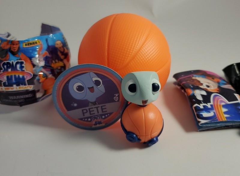 Space Jam Funko Pop! Vinyl Checklist - Find All The Funko Figurines ...