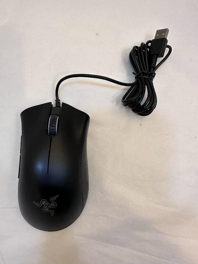 RAZER RZ01-0385 Deathadder Essential Gaming Mouse - BlackのeBay公認海外通販｜セカイモン
