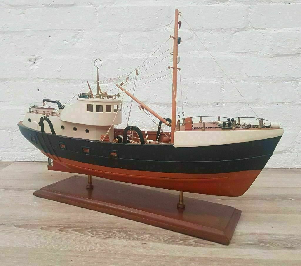 Hakone Sightseeing Cruise First Class Kit, Large Model Fishing Boats ...