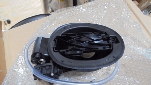 Genuine Land Rover Range Rover Sp Housing- Fuel Tank Filler Pipe Part ...