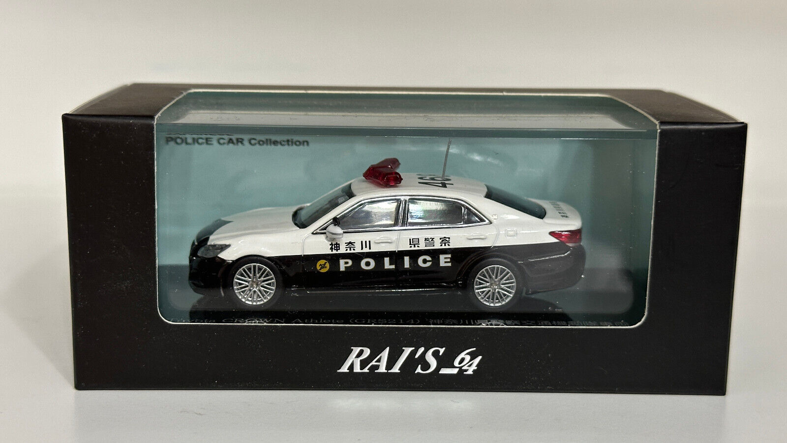 RAI'S 1/64 Toyota Crown Athlete Japan Police Department RAI'S 1/64 Toyota Crown Athlete Japan Police Department