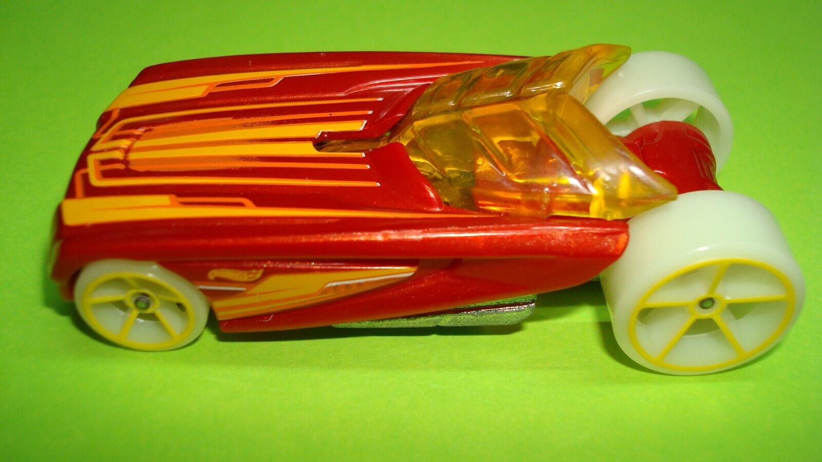 2014 Pharadox Hot Wheels Car Mattel 1186 MJ 1 NL H24 2014 Pharadox Hot Wheels Car Mattel 1186 MJ 1 NL H24