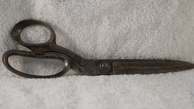 Sewing (Pre-1930) - Antique Sewing Scissors