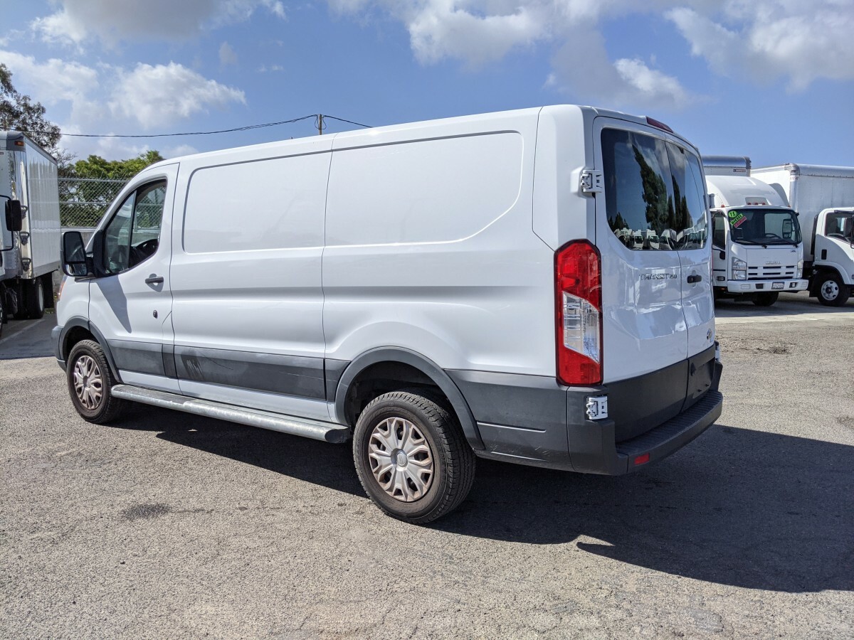 2018 Ford Transit-250 Low Roof Cargo Van A98207 - New Ford Transit ...