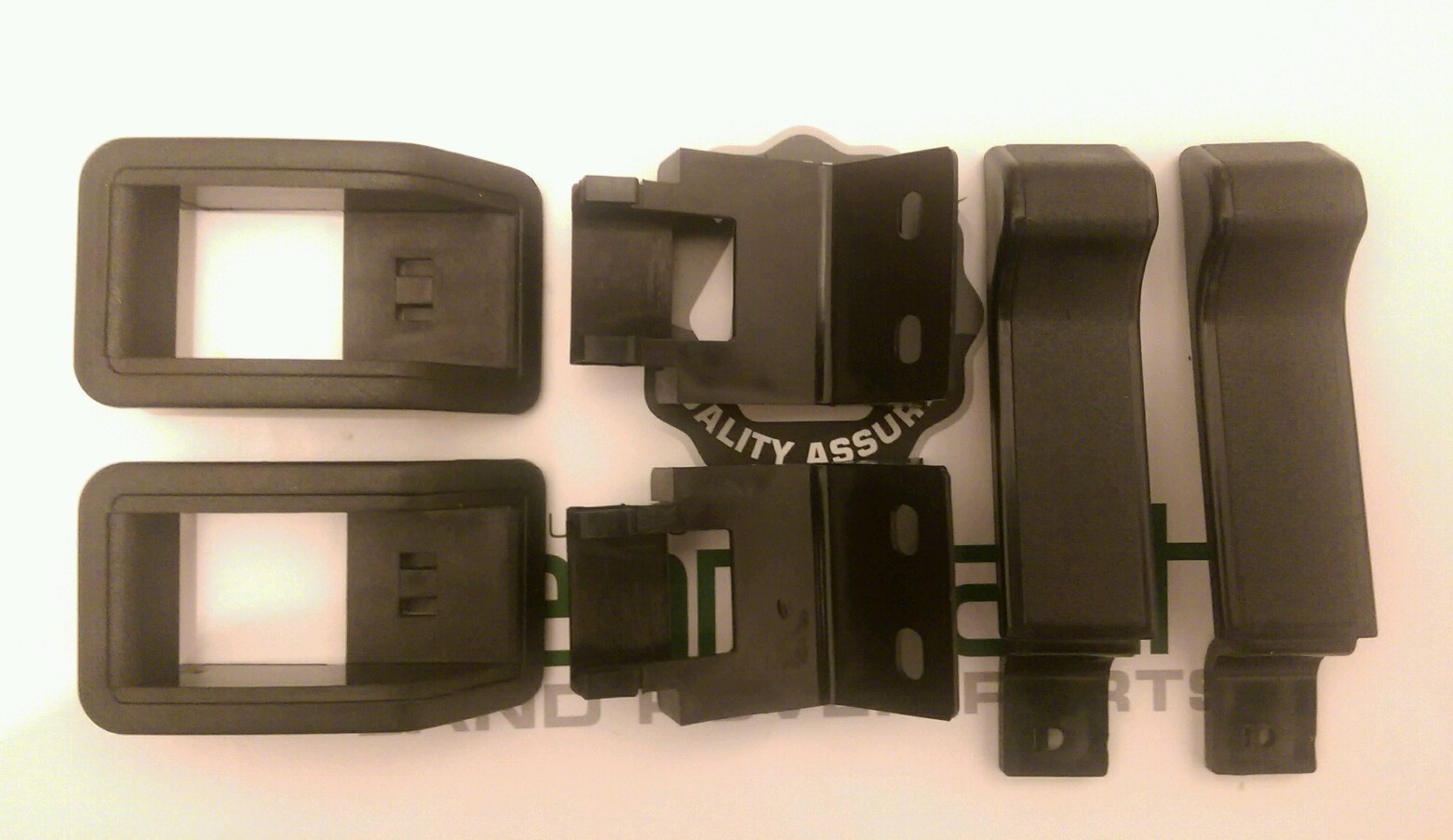 Land Rover Defender 90, 110, TD5, Front Door Lock Button Kits for 2 ...