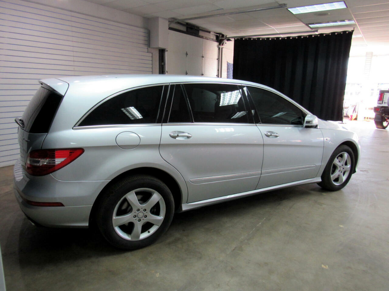 2011 Mercedes-benz R-class R350 Bluetec W/ 3rd Row 94,455 Miles Silver ...