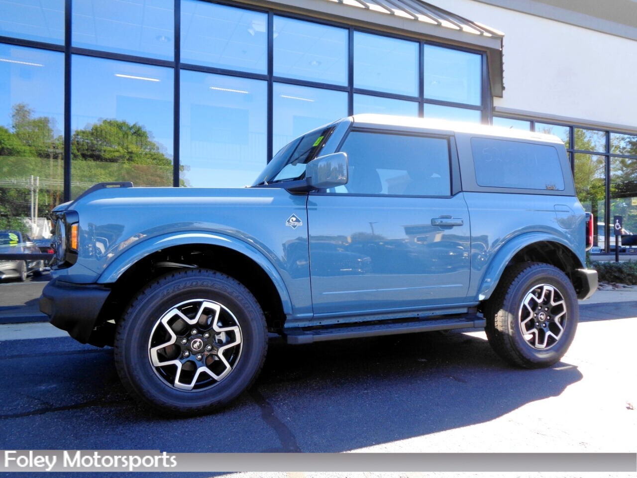 2022 Ford Bronco Outer Banks 2 Door Advanced 4x4 0 Miles Blue Suv 2.3l ... 2022 Ford Bronco Outer Banks 2 Door Advanced 4x4 0 Miles Blue Suv 2.3l ...