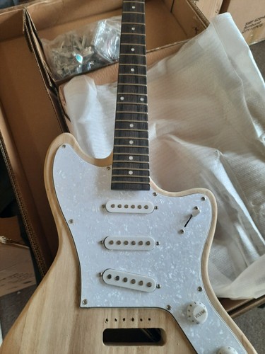 MAKE YOUR OWN JAG/JAZZMASTER ELECTRIC GUITAR-DIY KIT-PARTS INCLUDED | eBay