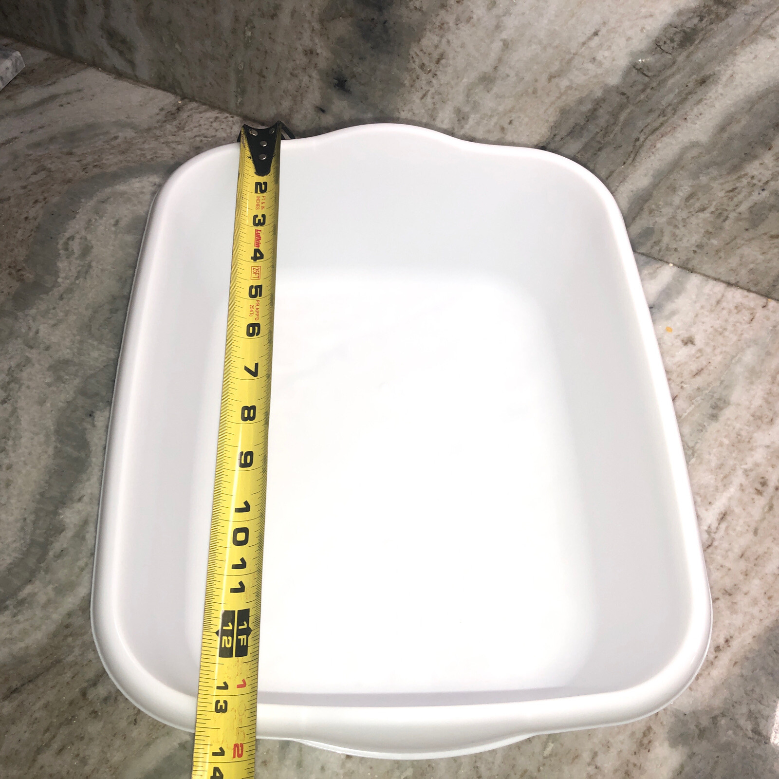 Essentials White Plastic Eight Quart Dishpan 14.375”L x 11.5”W x 4.75”D ...