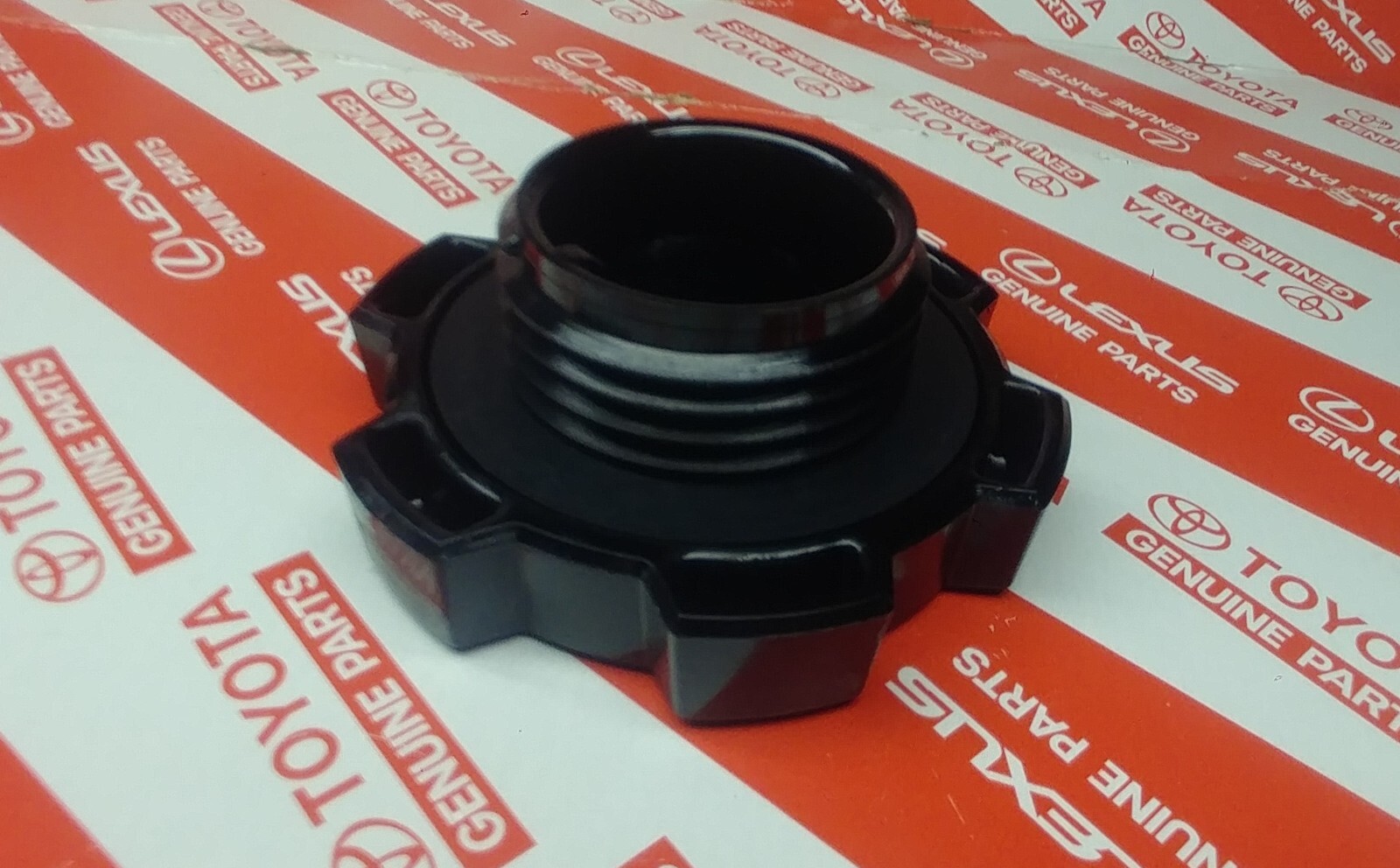12180-55010 Oil Filler Cap - BJ60 HJ60 Land Cruiser 1991-95 MR2 ...