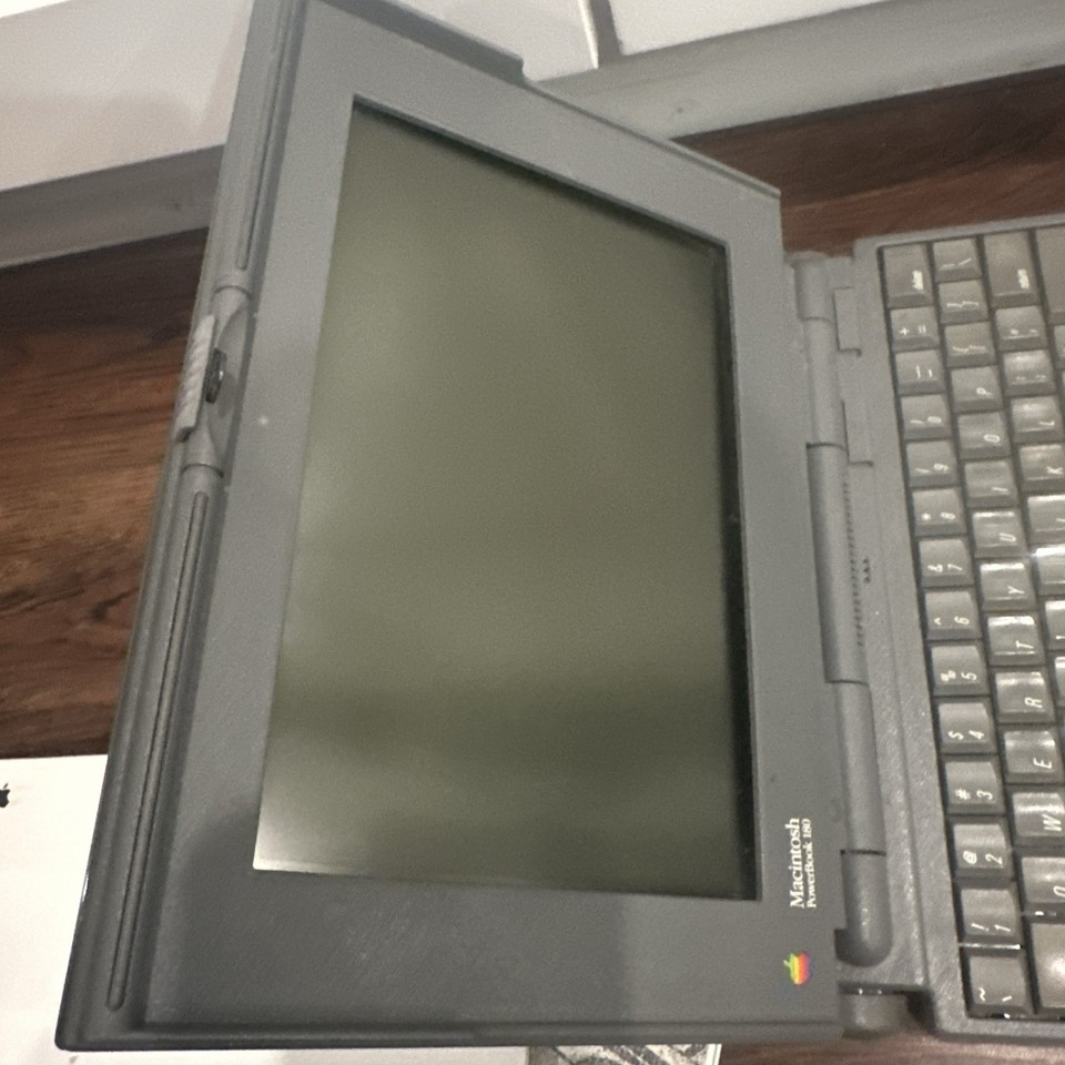 Vintage Apple Macintosh Powerbook PB 180 With Power Cord Floppy Disk ...