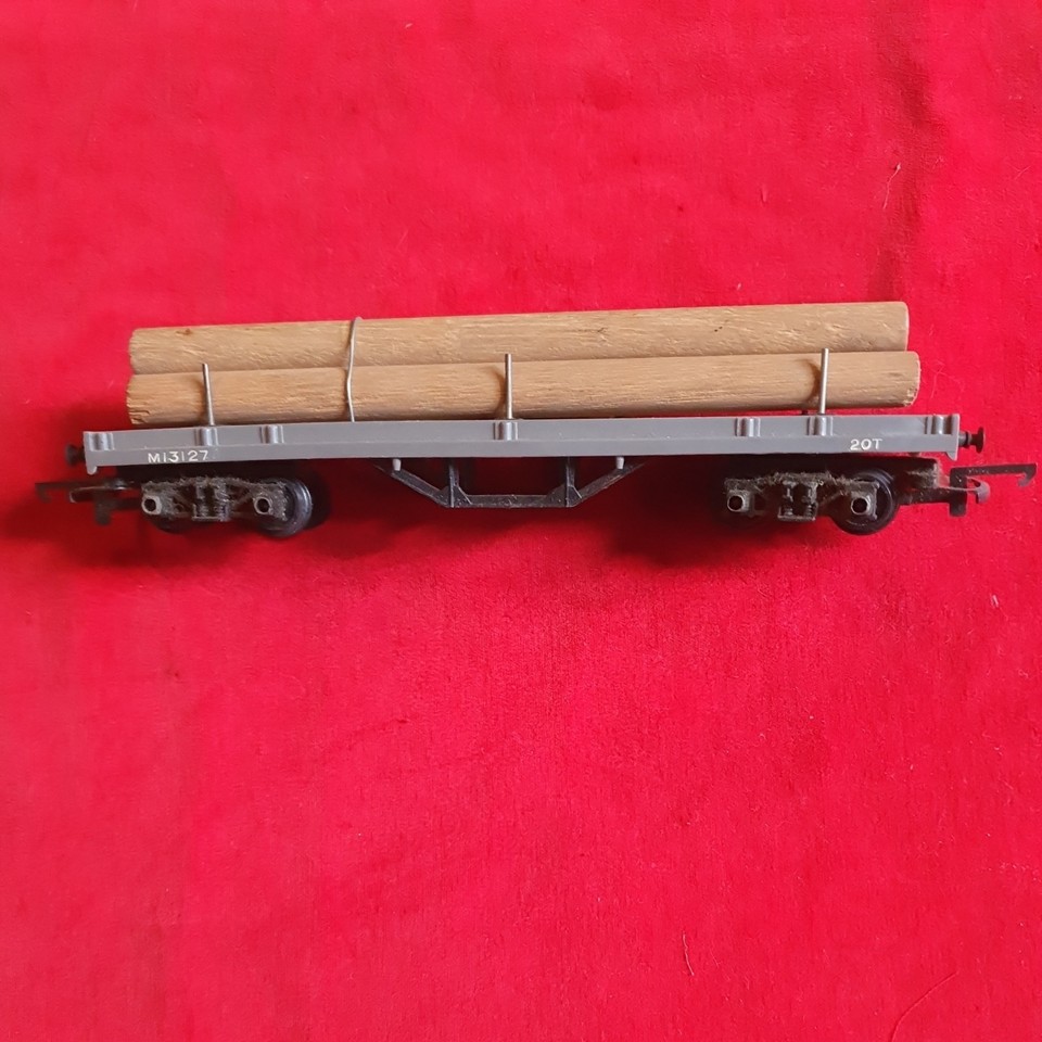 TR-IANG R 212 20T BOGIE BOLSTER WAGON WITH LOG LOAD | eBay