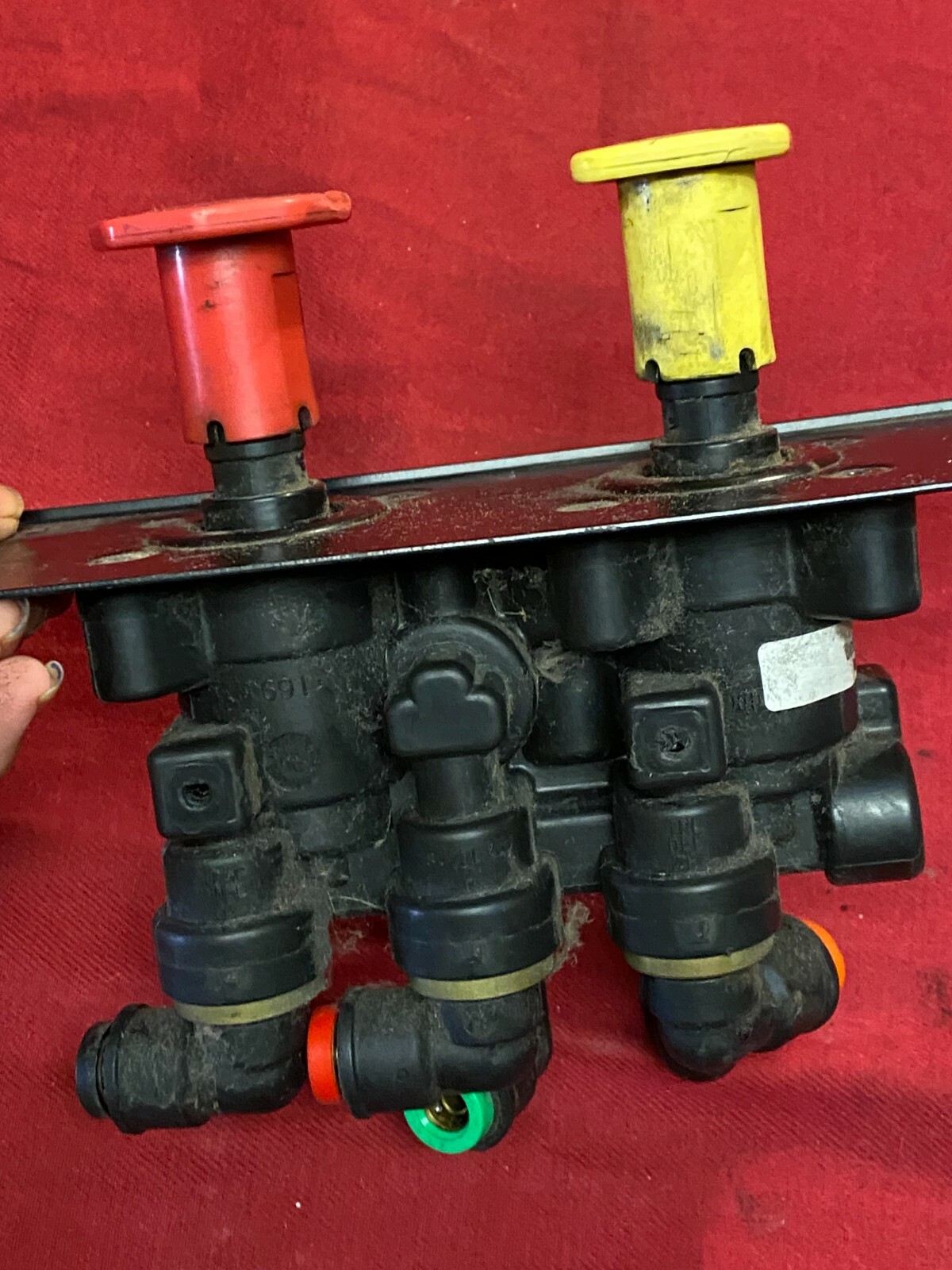 Bendix push/pull trailer air brake valve, 5018303 ,Tractor Protection ...