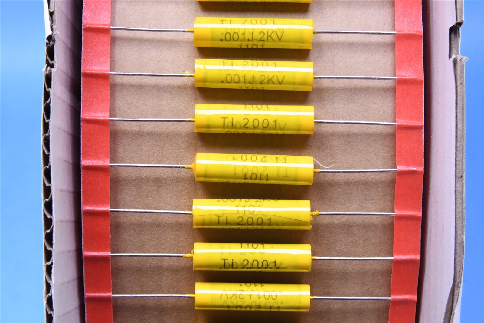 (5) .001 uF µF mF mFD MFD 2KVDC 2000VDC 5% Axial Capacitors Precision ...