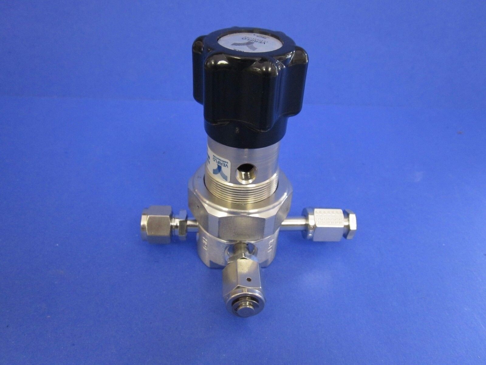 Veriflo 959100W3PFSMMF Tied Diaphragm Regulator 1/4" MVCR x 1/4" MVCR ...