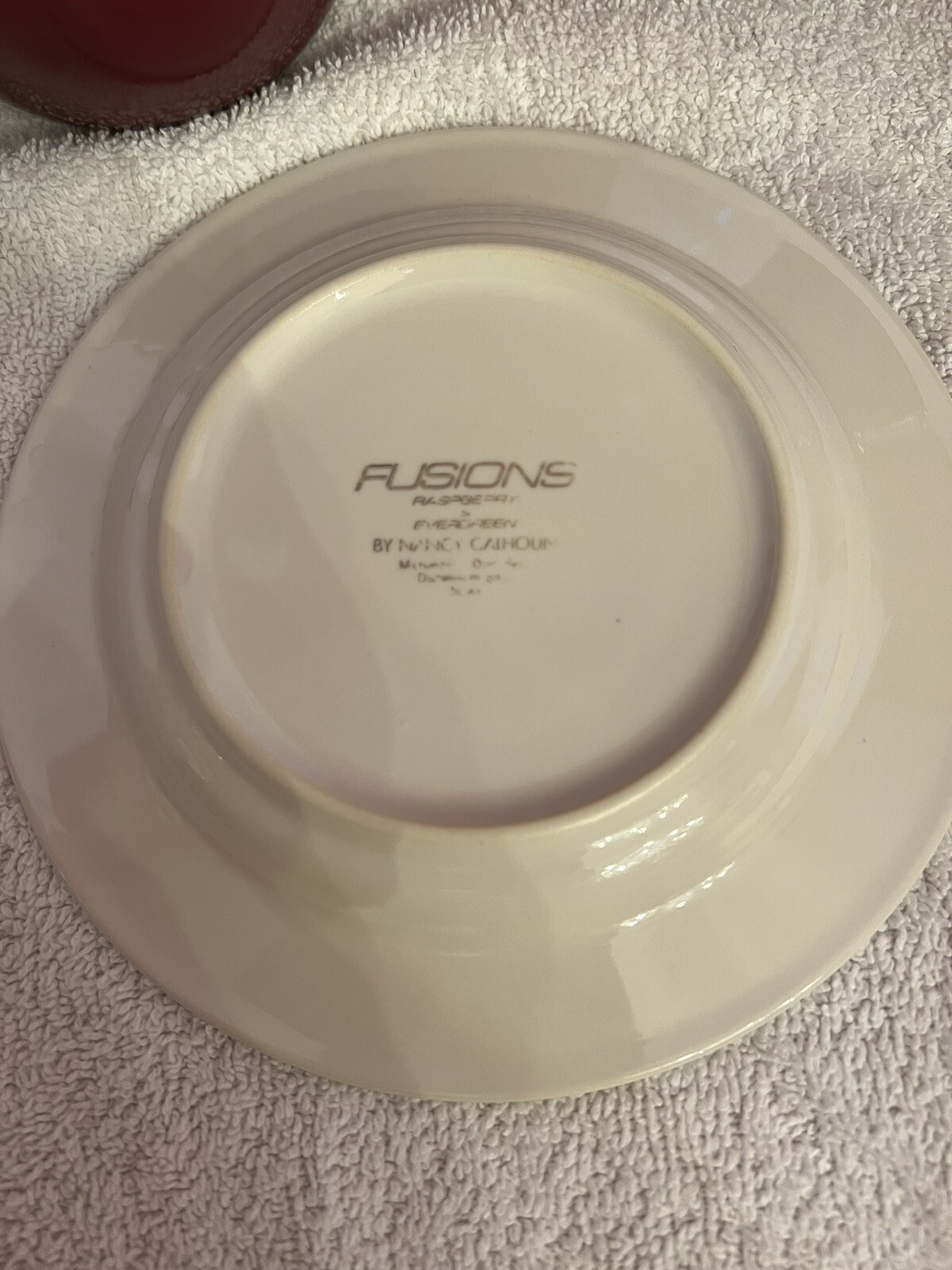 NANCY CALHOUN CHIMA FUSION EVERGREEN & RASPBERRY 16 PIECE, 8 SETTING | eBay