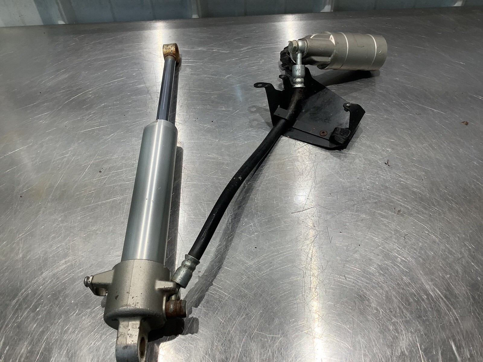 Skidoo XS 12 13 14 15 16 XP MXZ TNT GSX 600 800 XRS R-Motion center ...