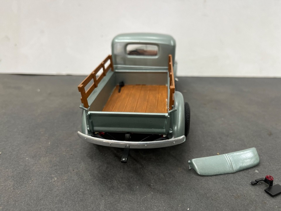 C14 1941 Chevy Pickup Truck built model Car Vintage 1/25 McM | eBay