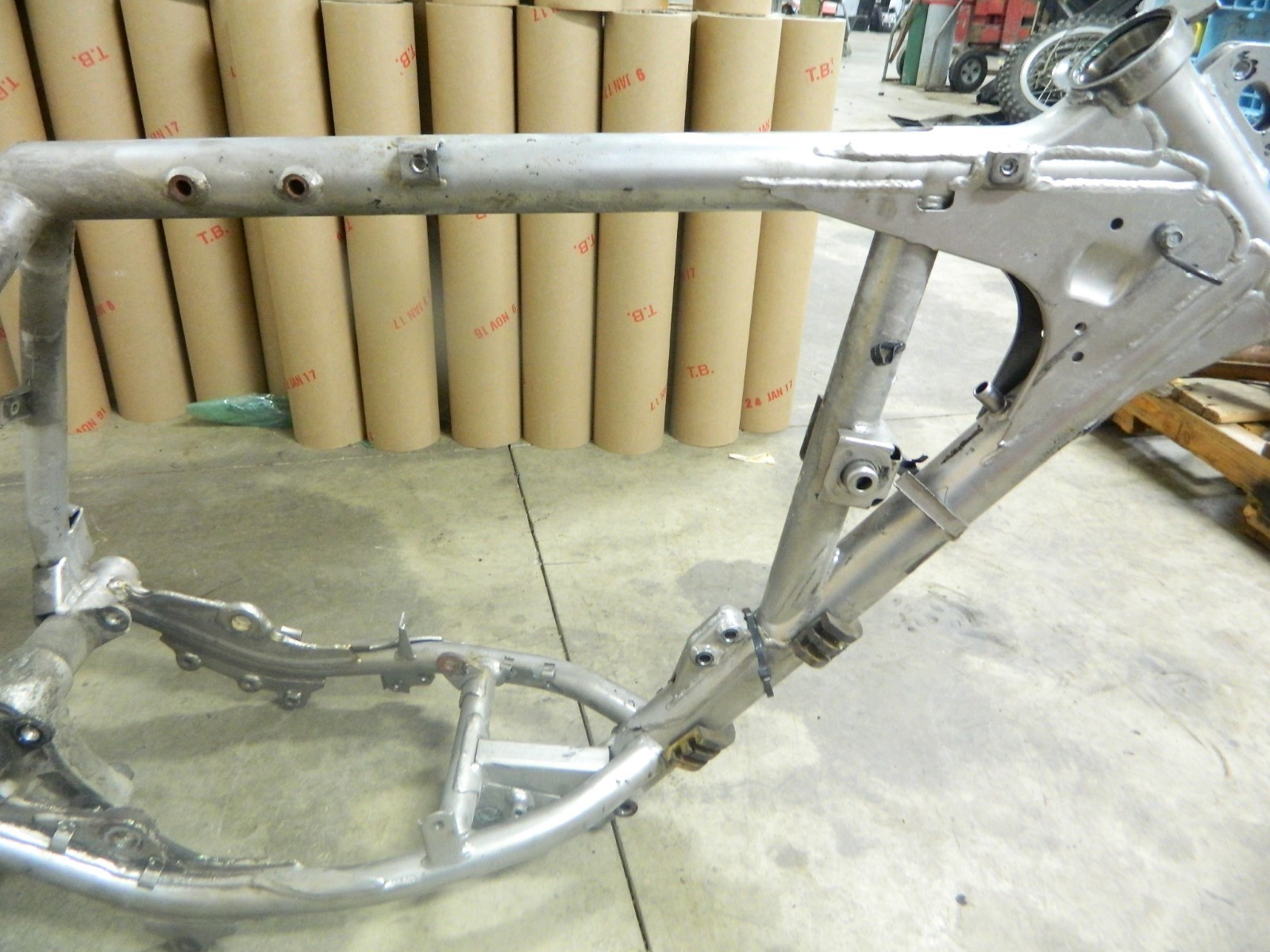 08 Kawasaki KL KLR 650 KL650 E KLR650 frame chassis | eBay