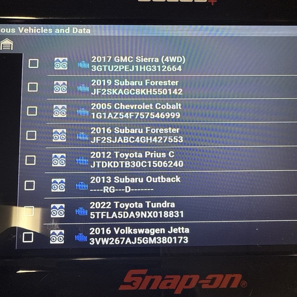 Snap-On Tools SOLUS+ Plus Scanner (EESC337), Cable, & Case - Software ...