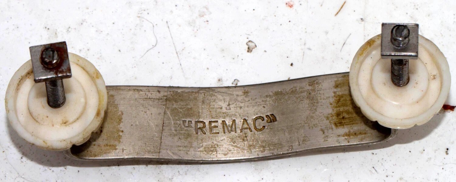 Preloved Vintage Remac Metal And Plastic Cabinet Handle | eBay