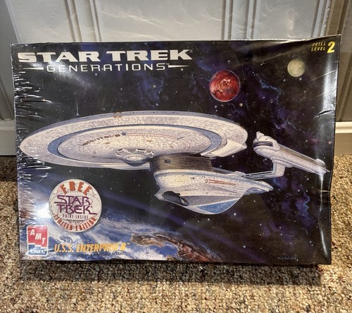 NEW IN BOX! 1995 AMT ERTL 8762 Star Trek Generations USS Enterprise B ...