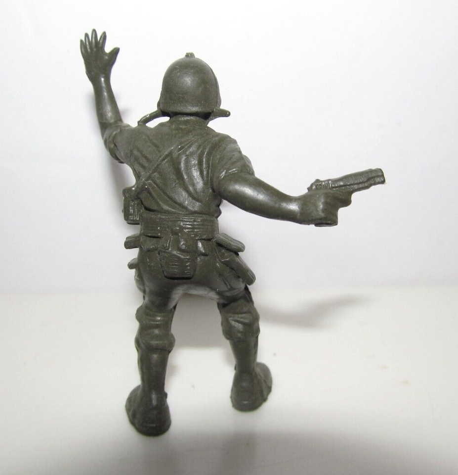 Marx Vintage 60mm GI Soldier Army Men Figure Captain w/45 Pistol Waving ...