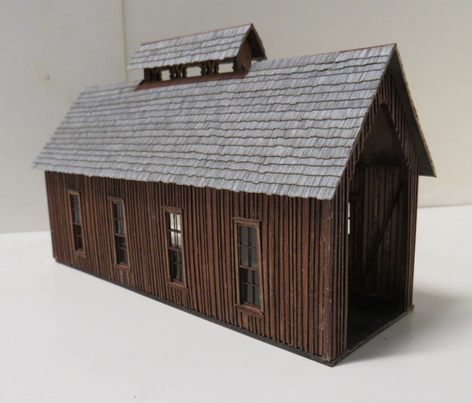 ENGINE HOUSE. "BTS". BUILT. WOOD. BEAUTIFULLY FINISHED. DETAILED ...
