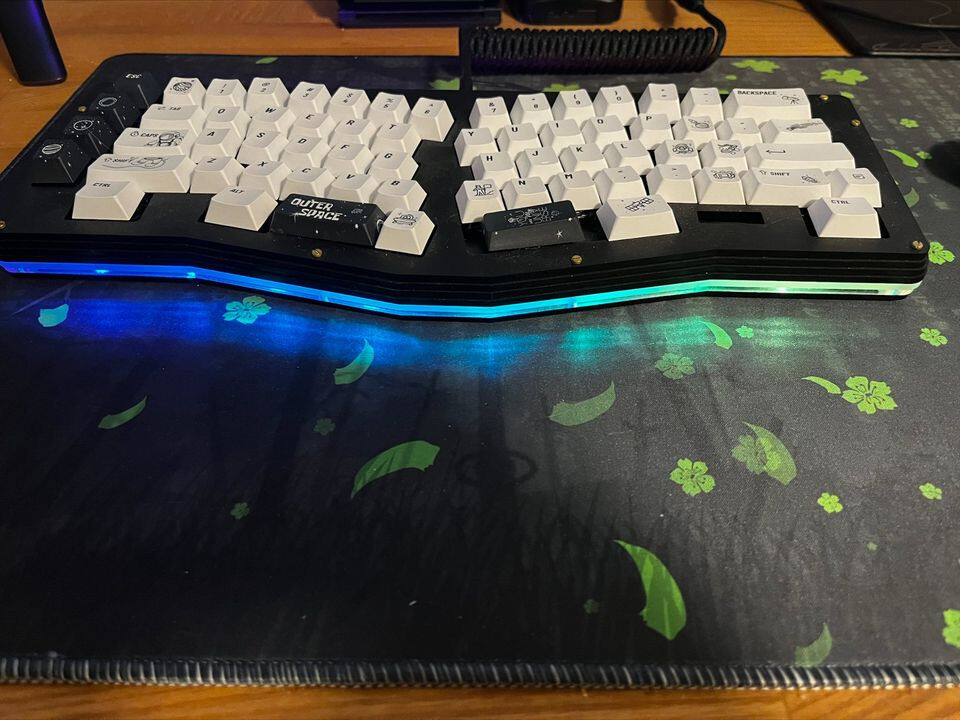 custom alice style keyboard from Abasic / Mechkey | eBay