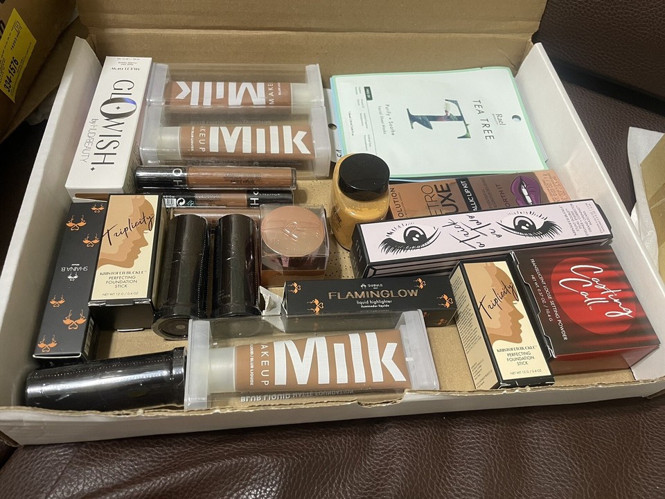 50 Piece Wholesale Bulk Makeup Assorted Cosmetics And Other Beauty ...