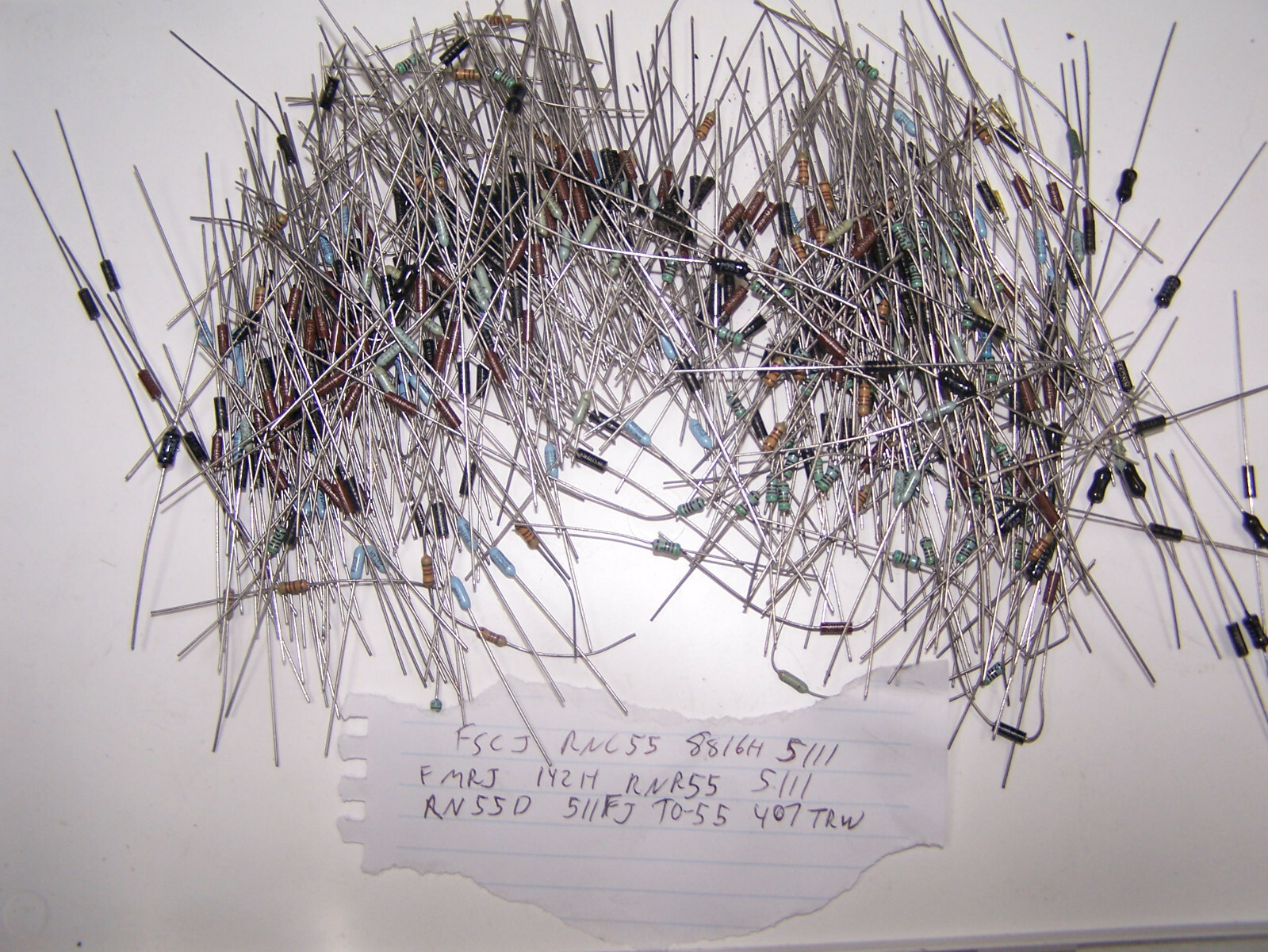 LOT precision Resistors FSCJ RNC55 8816h 5111 FMRJ 142H RNR55 RN55D ...