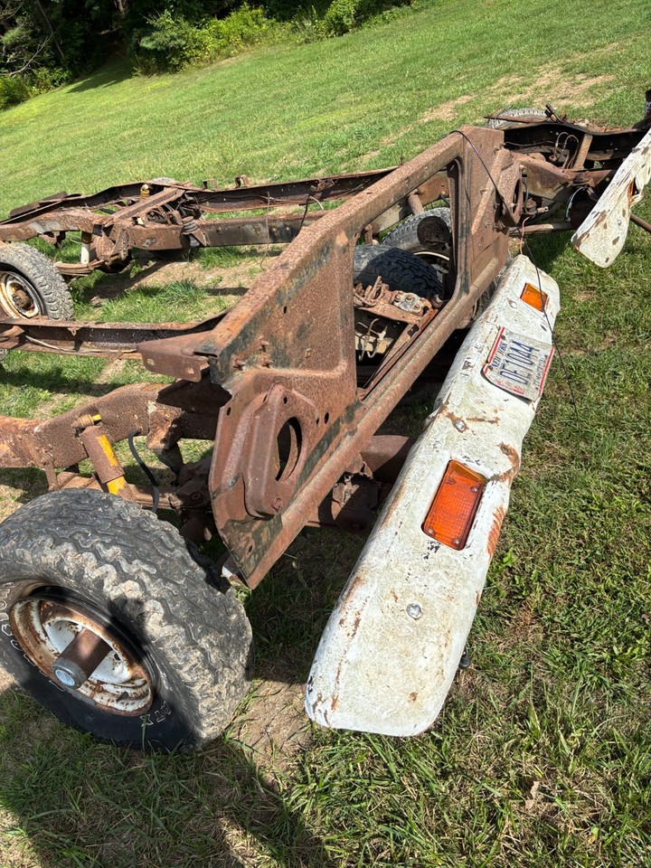 RUSTY 1967 68 69 70 71 1972 CHEVROLET GMC C10 K10 1/2 TON 4WD FRAME ...