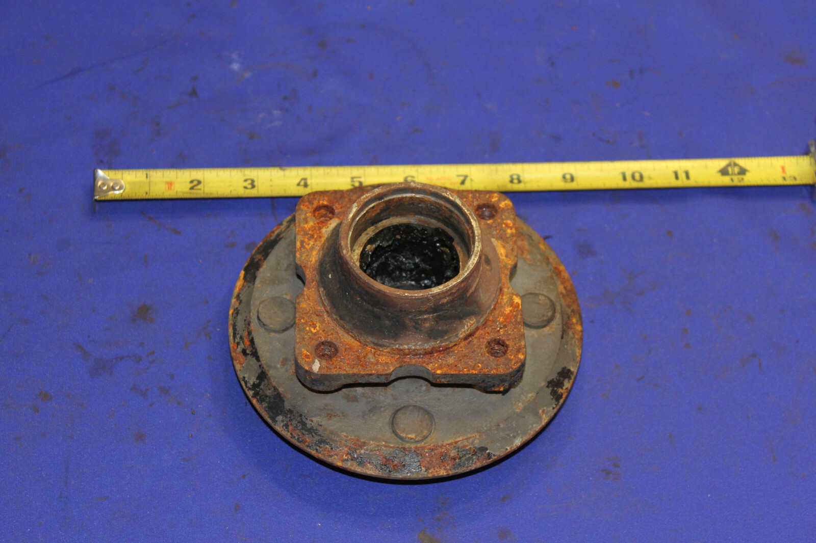 Triumph TR2 Thru TR6 Front Wheel Hub Assembly | eBay