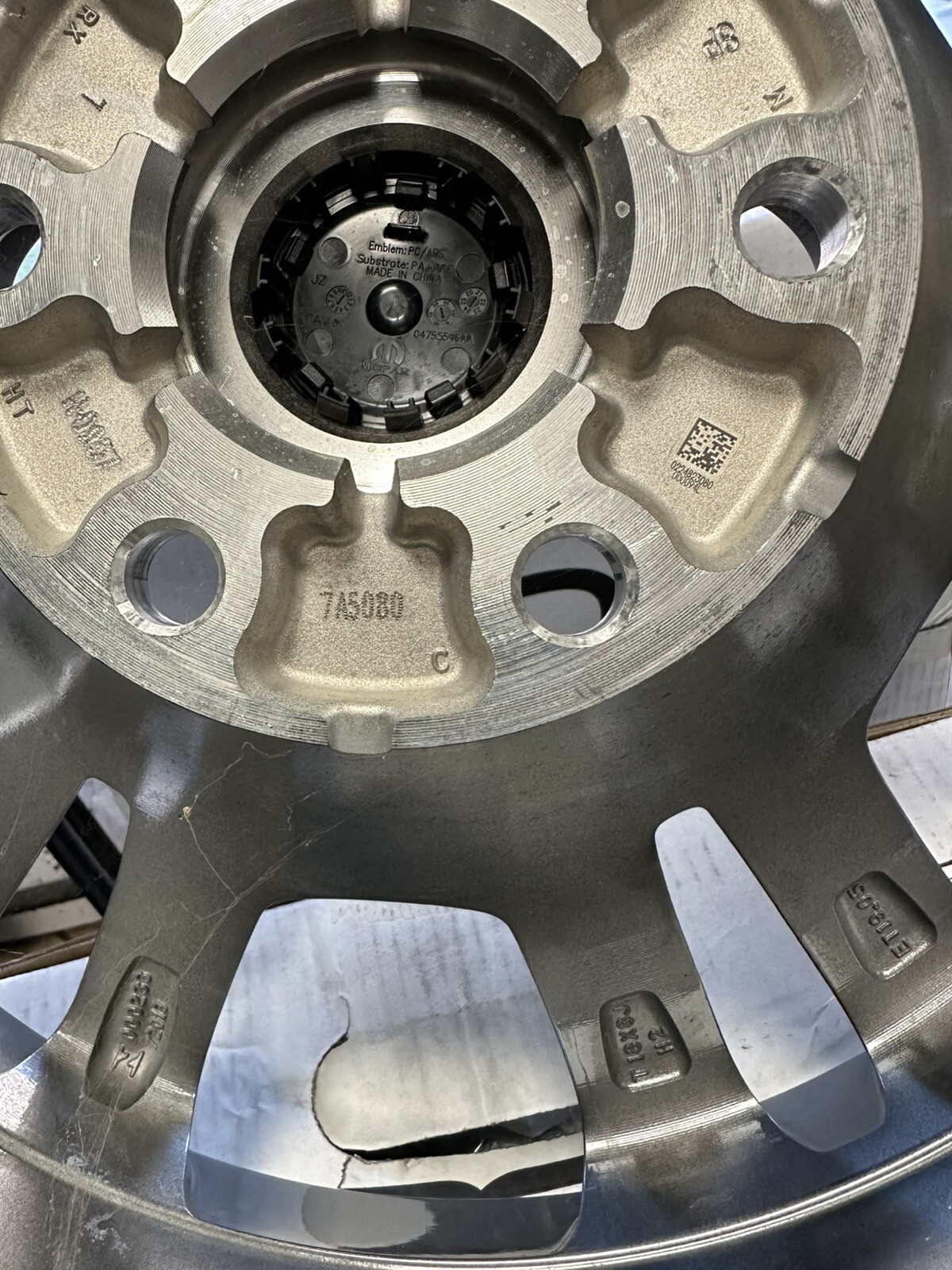 (4) OEM 2022-2024 Jeep Wagoneer 18x8 Silver 6 Double Spoke Aluminum Rim ...