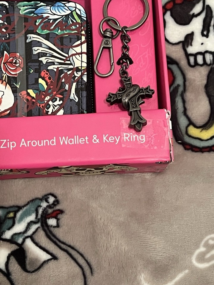 Ed Hardy Gift Set Zip Wallet Y2K Flowers Skull Butterfly Print & Key ...