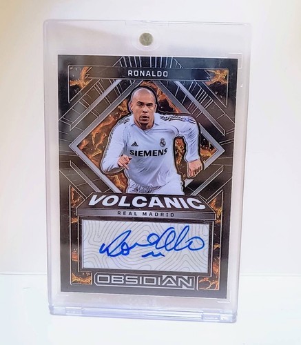 [Ronaldo] Volcanic Autograph / Signature Card, Limited to 27 copies, VS ...