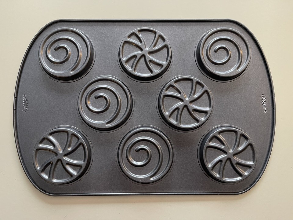 Wilton Swirl/Starburst Shaped Molds Cookie Sheet | eBay